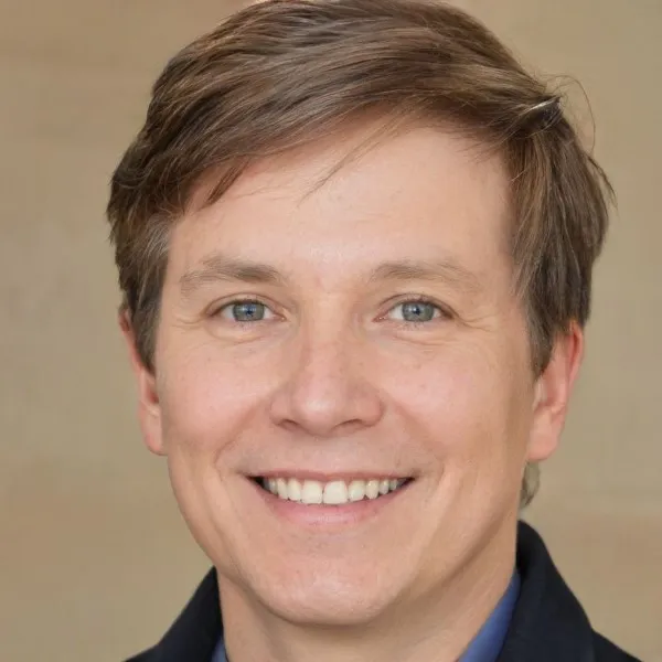 vault-insurance-about-team-member-1.webp – Juntos Therapy Services, LLC